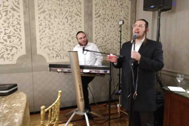 Kalmey Schwartz - The Simcha Mall