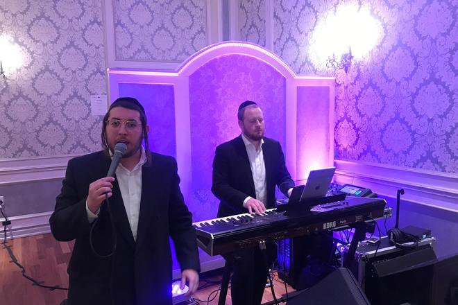 Kalmey Schwartz - The Simcha Mall