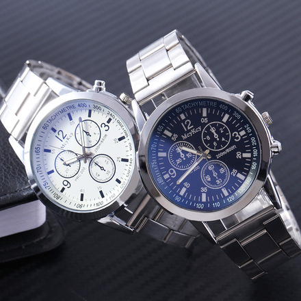 100pcs Blue Light Glass Decorated Three-Eye Steel Band Watches ...