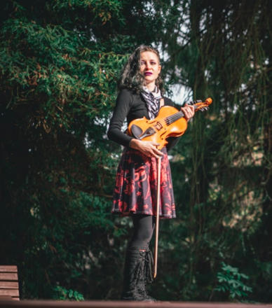 Scottish/Irish Fiddle Lessons - Lark in the Morning Lessons