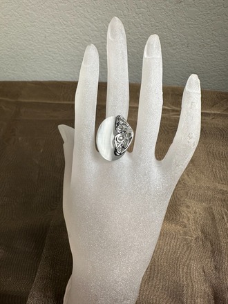 100 Fashion Faux Shell Rings (mix of 2 styles) - Simplelots Bulk ...